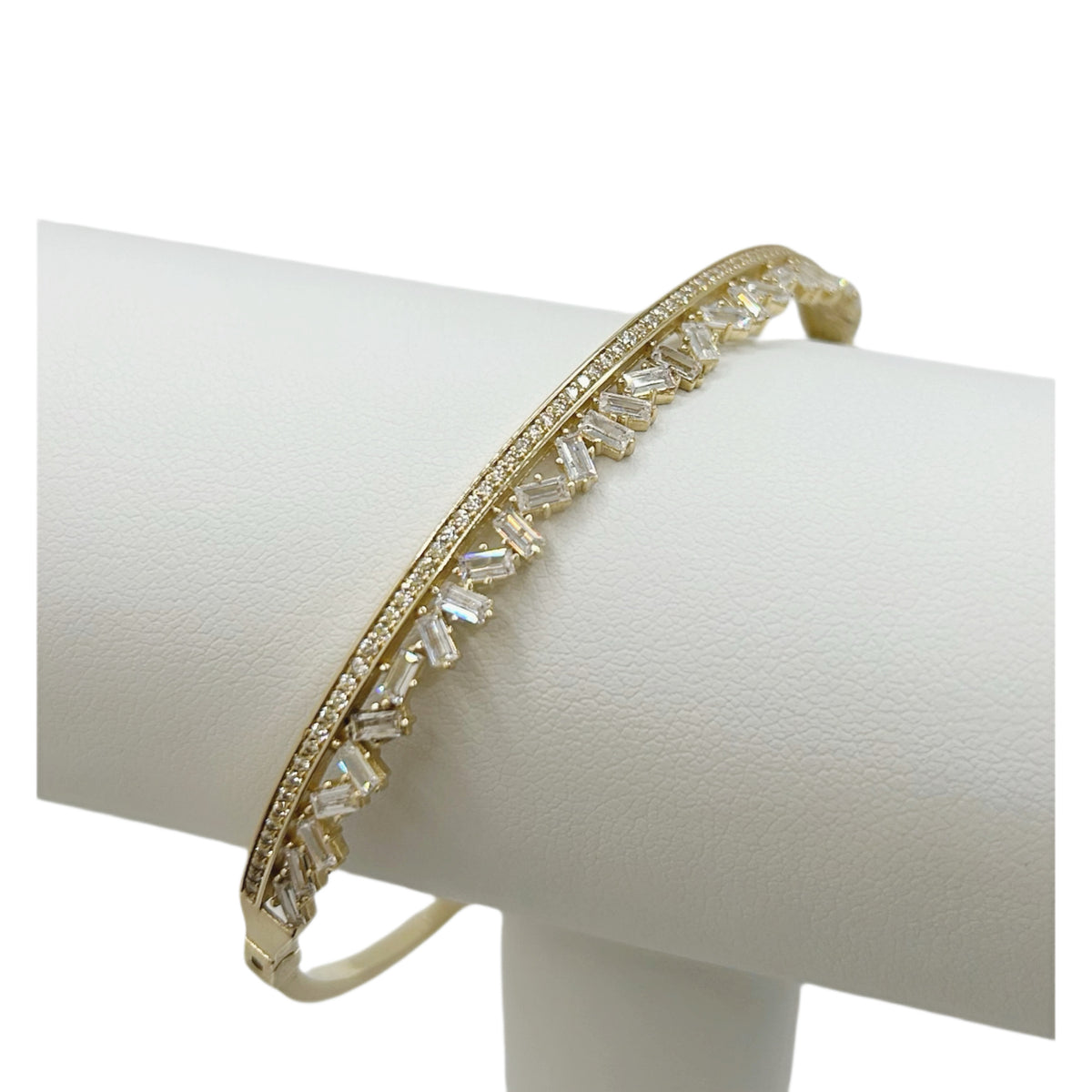 Zig Zag Princess Bangle- 14k Gold – Jewelry & Art