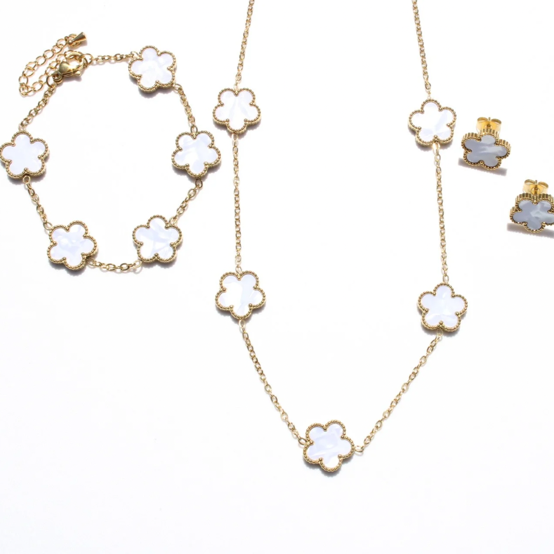 Clover Jewelry Set – Jewelry & Art